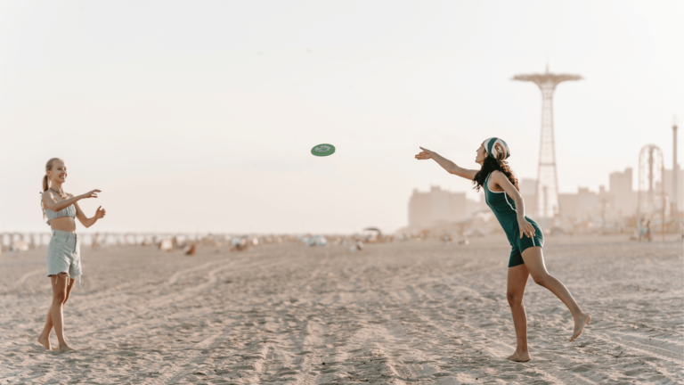 Beach Hobbies, Games, and Activities | 25 Best Things to Do at the ...