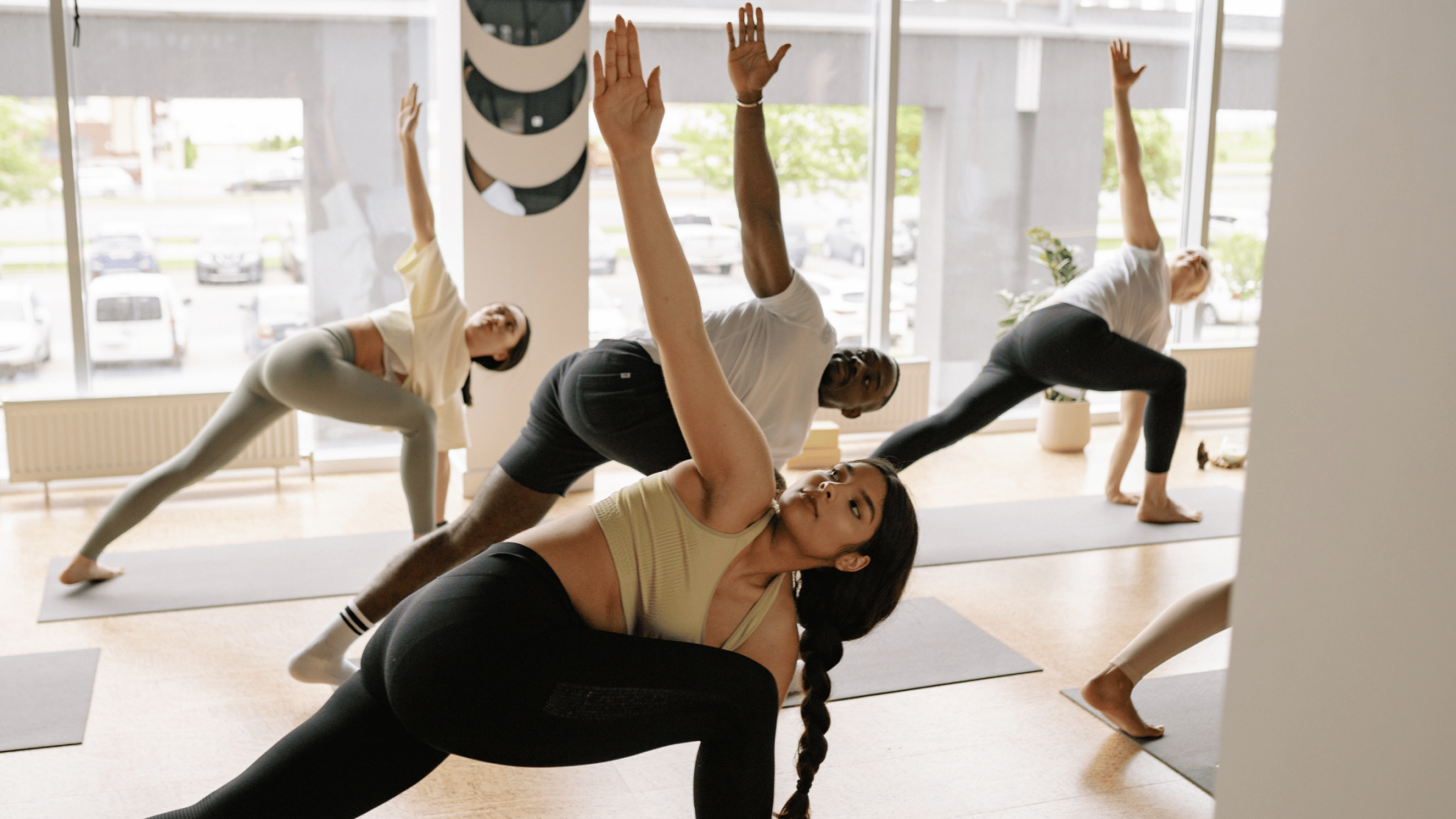 Best Yoga Kits for Beginners: Essential Gear for a Relaxing Start ...